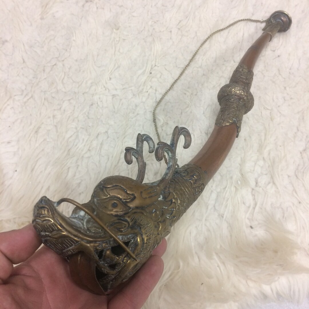 Authentic and Antique Tibetan Horn, Tibetan Ritual Instrument, in Brass ...