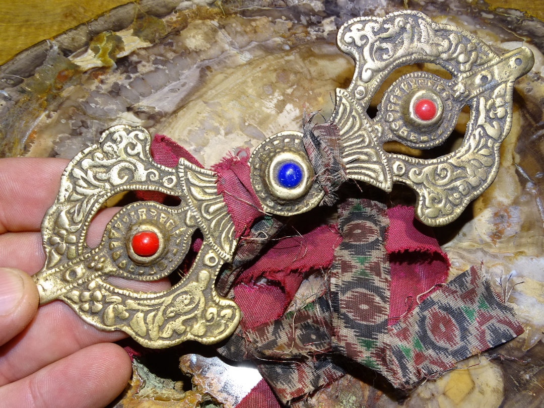Buddhist Robe Belt Buckle, Used in Rituals, Finely Made, With Coral ...
