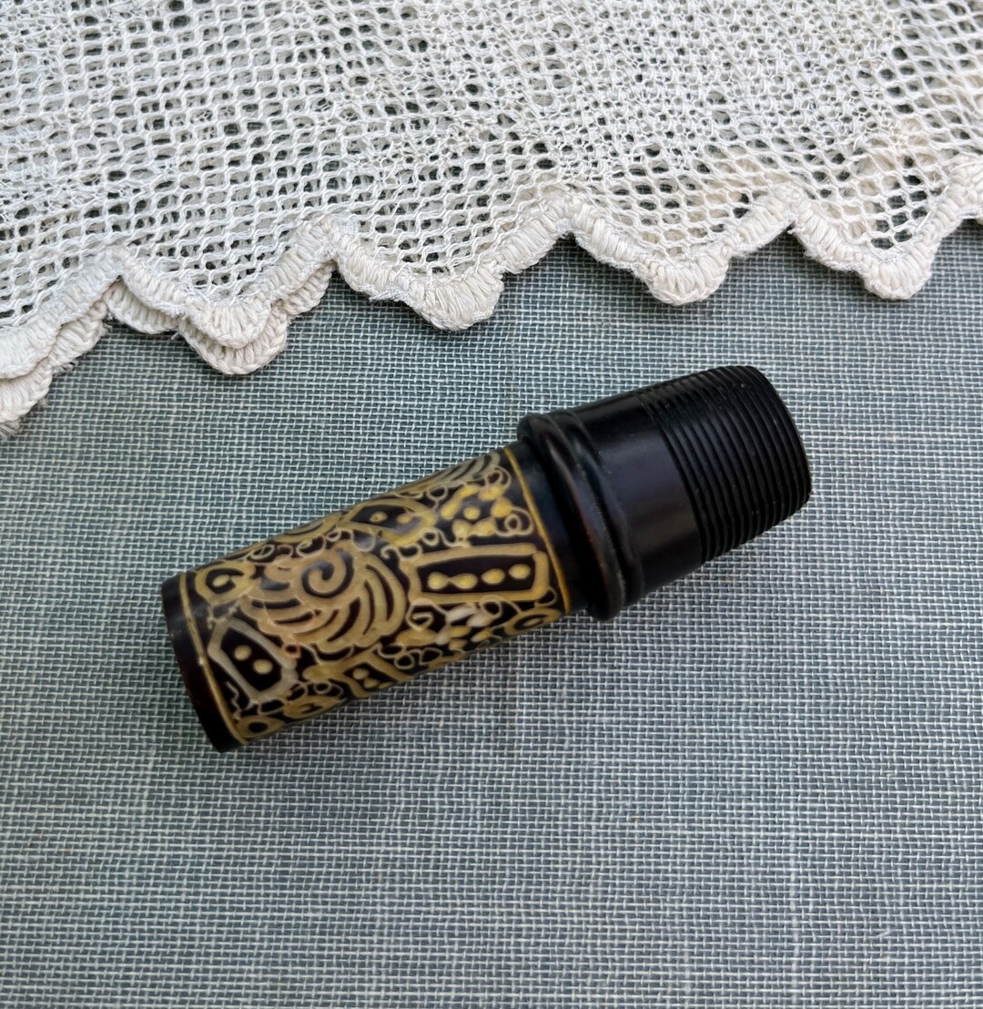 Vintage Carved Needle Case / Etui With Thimble Cap, Storage, Needles ...