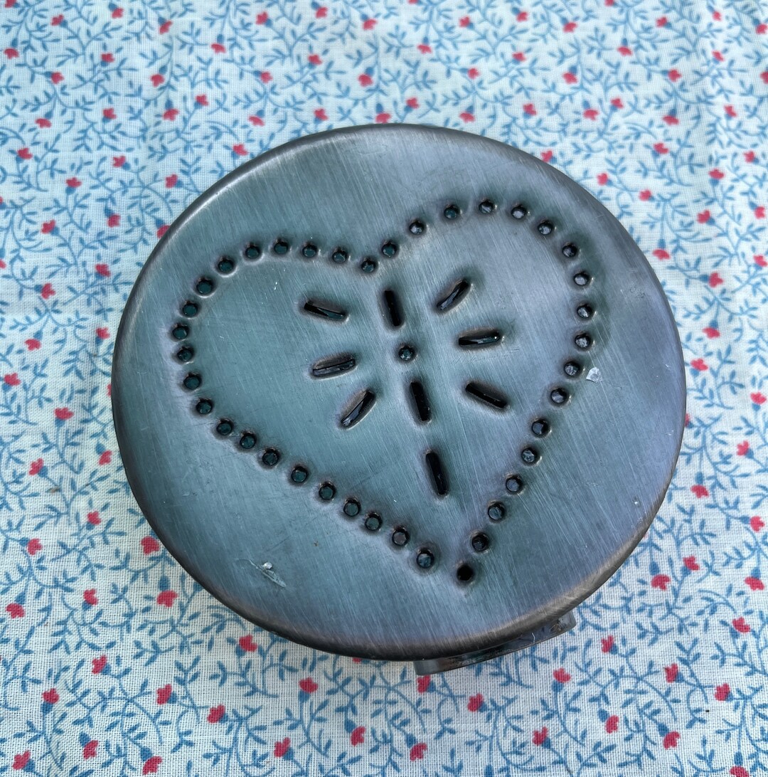 Made in Pennsylvania Antique Style Heart Shaped Tinware Sconce or Light ...