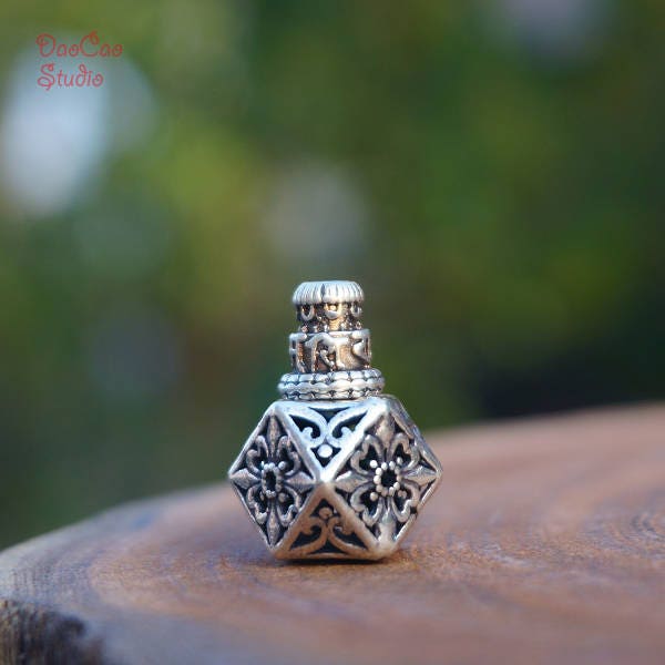 925 Sterling Silver Guru Bead Carved Flower Diamond Shape | Etsy