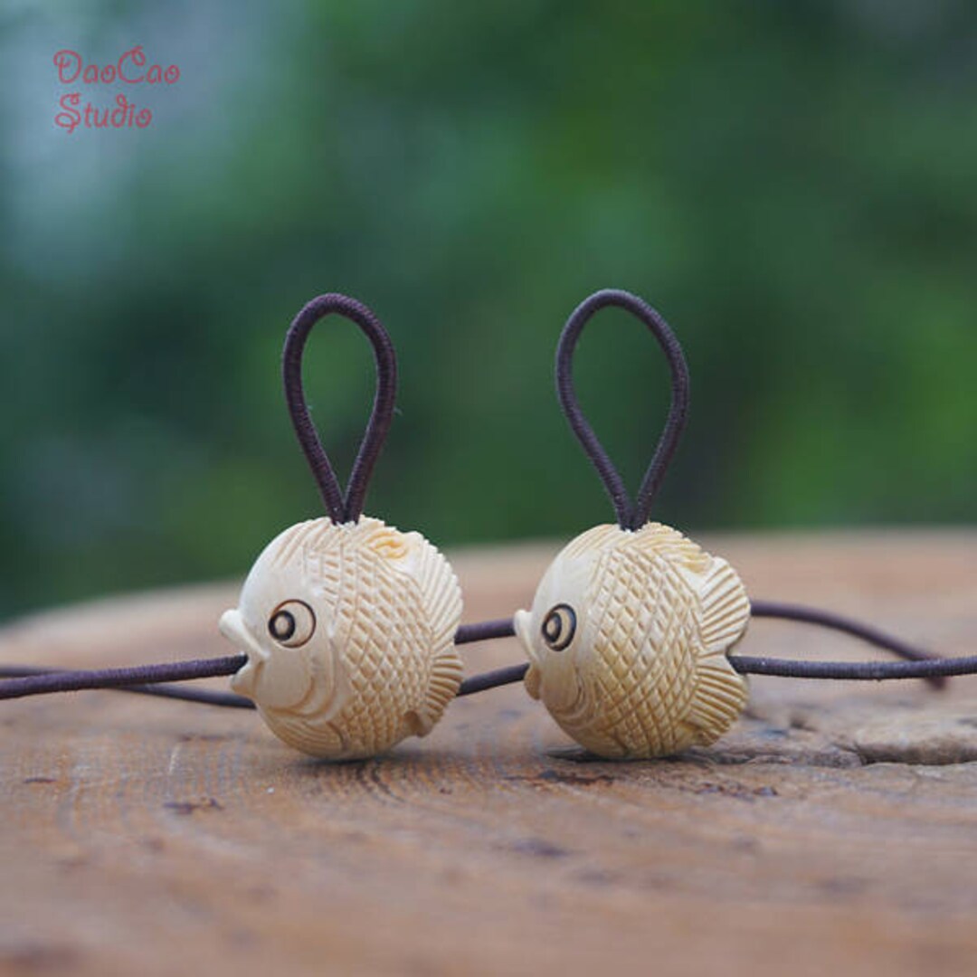 Natural Wood Guru Bead，2 Boxwood Guru Beads Carved Fish , Yellow Wooden ...