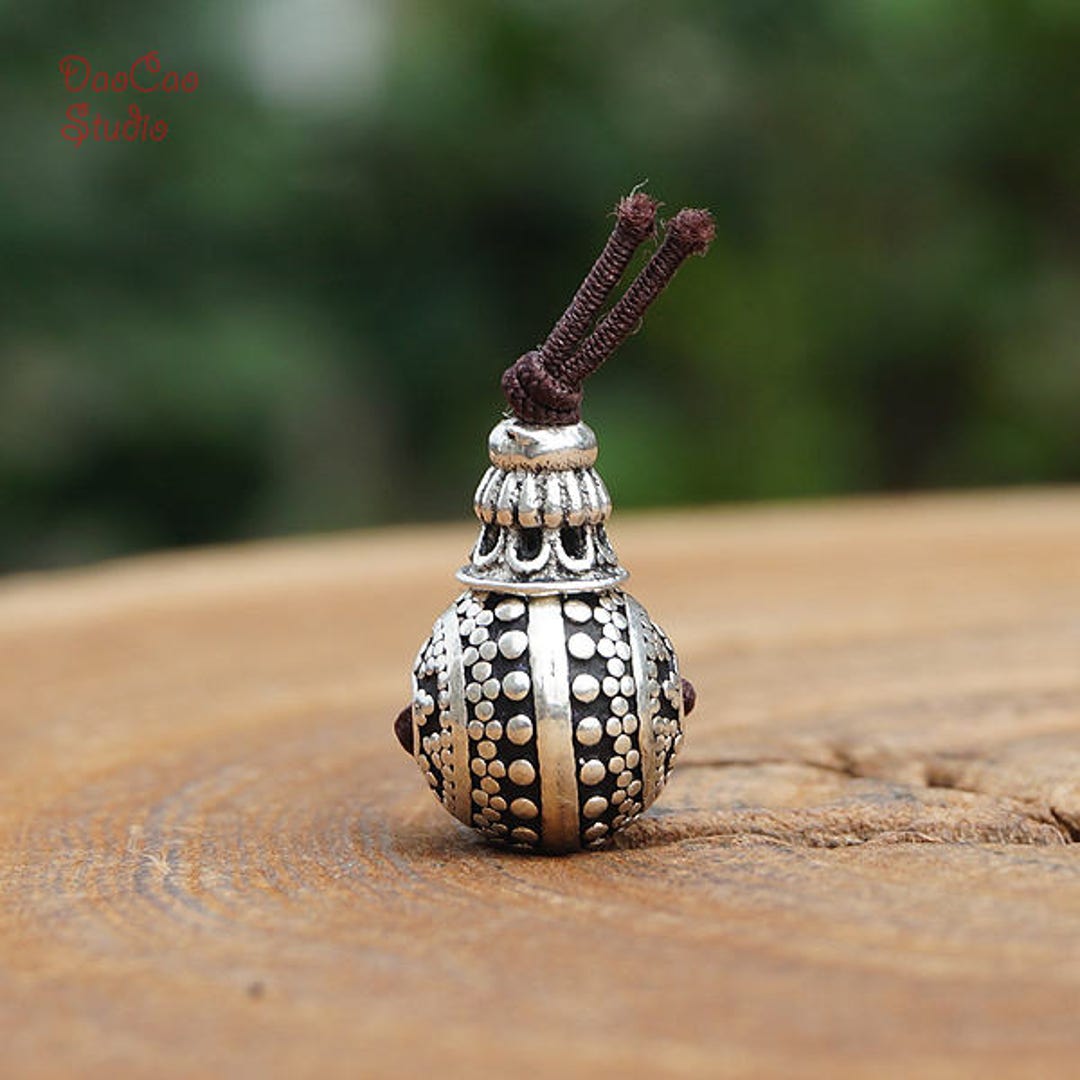 925 Sterling Silver Guru Beads Carved Flower Dot Bead , Nepal Tibetan ...