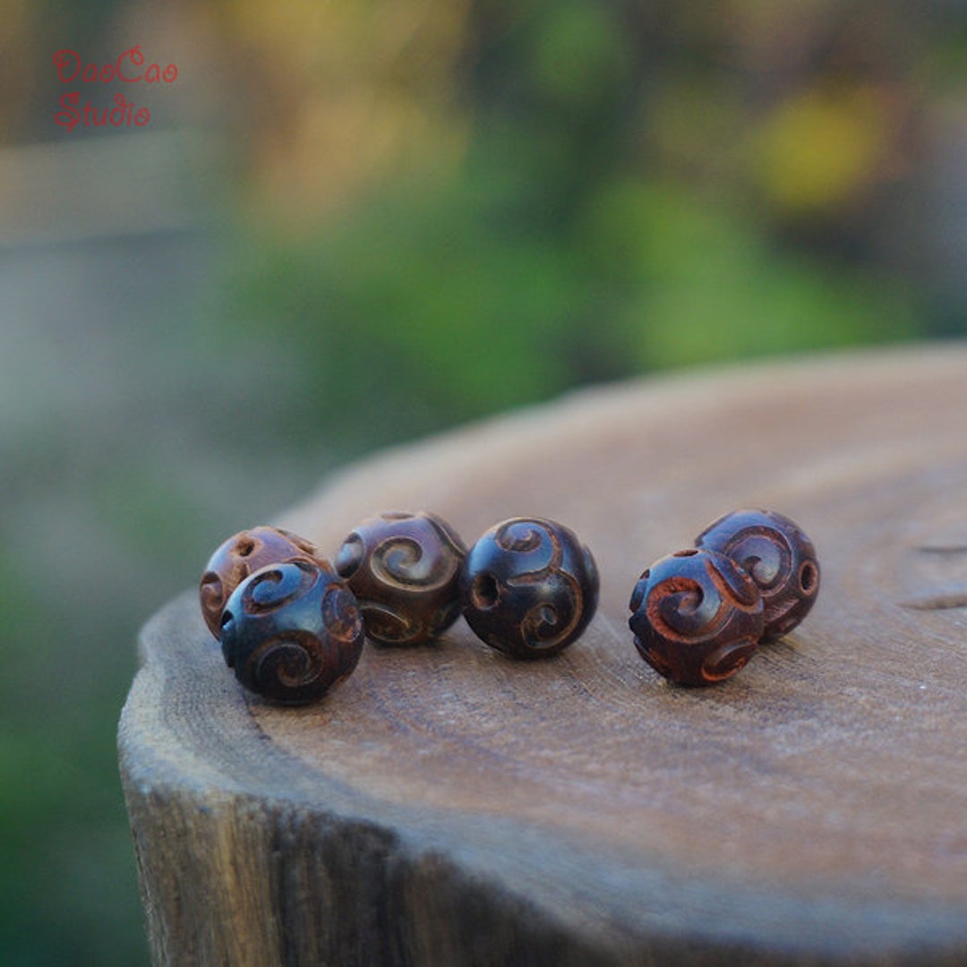 Natural Wood Bead , 10pcs Red Sandalwood Bead Carved Cloud . Guru Beads ...
