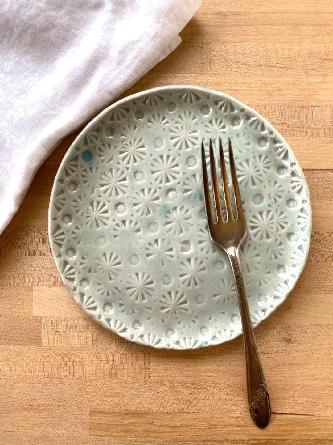 Starburst Lunch Plate, Small Plates, Rustic Pottery, Carved Plates ...