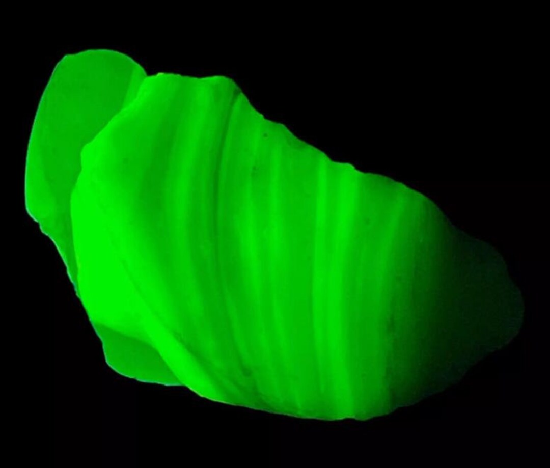 100g Cobalt Blue Uranium Glass - Etsy