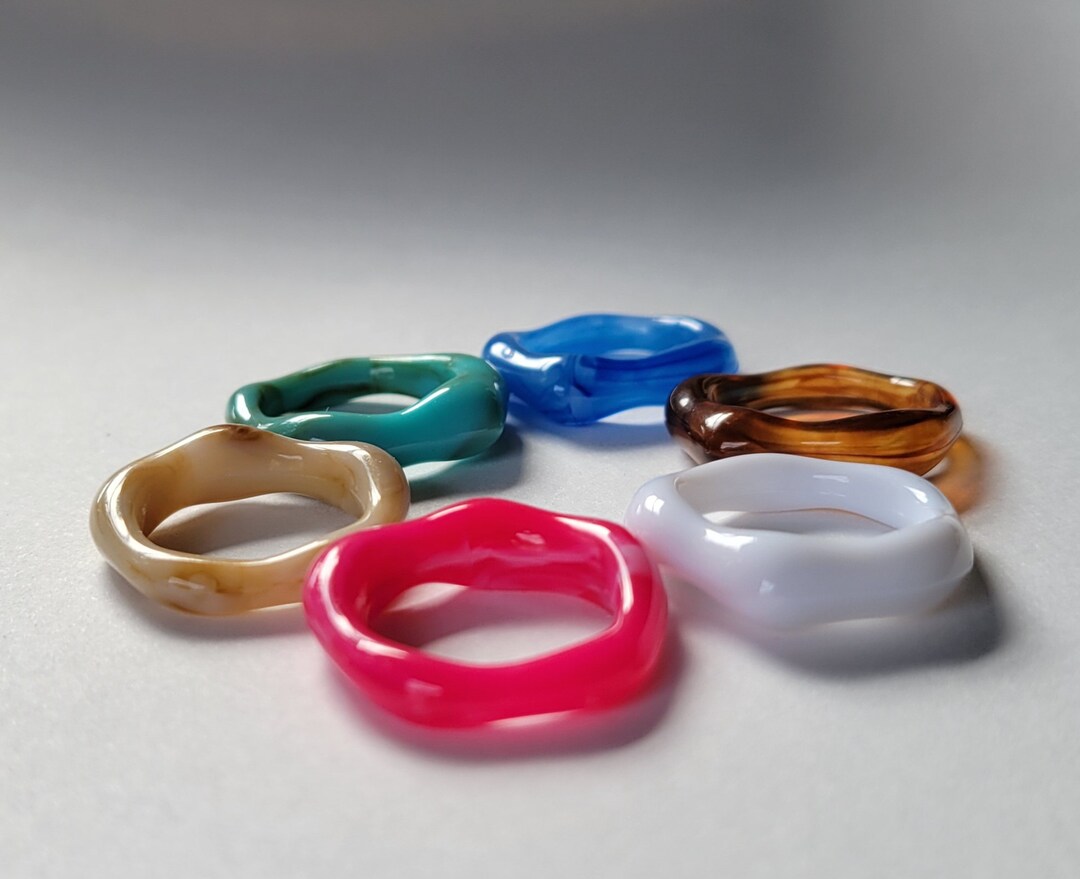 Simple Free Form Acrylic Resin Ring Color, Lightweight Marbled Design ...