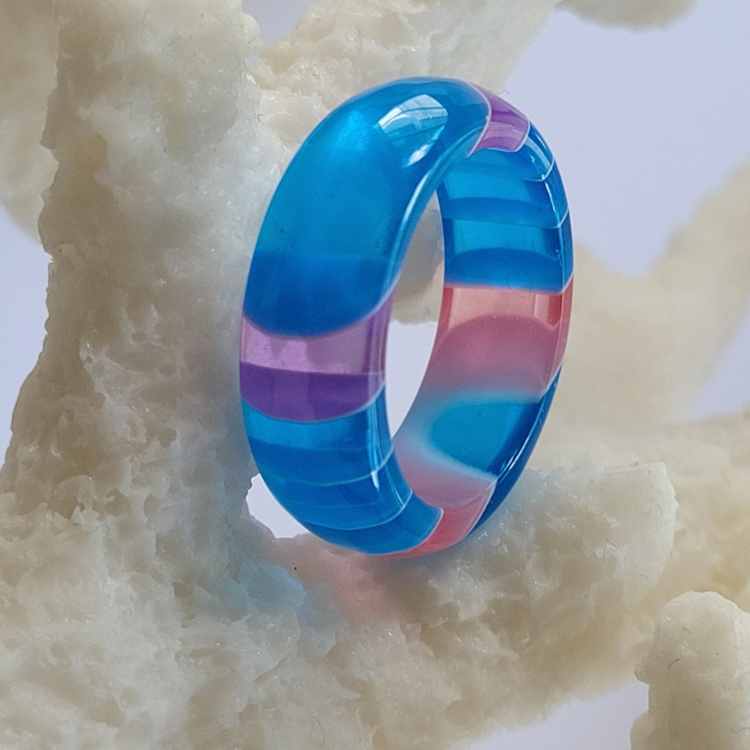 Retro Style Laminated Stripe Acrylic Resin Layered Ring Multi Color ...