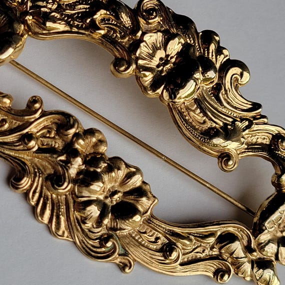 Antique / Vintage Ornate Floral Brooch / Pin Flowers … - Gem