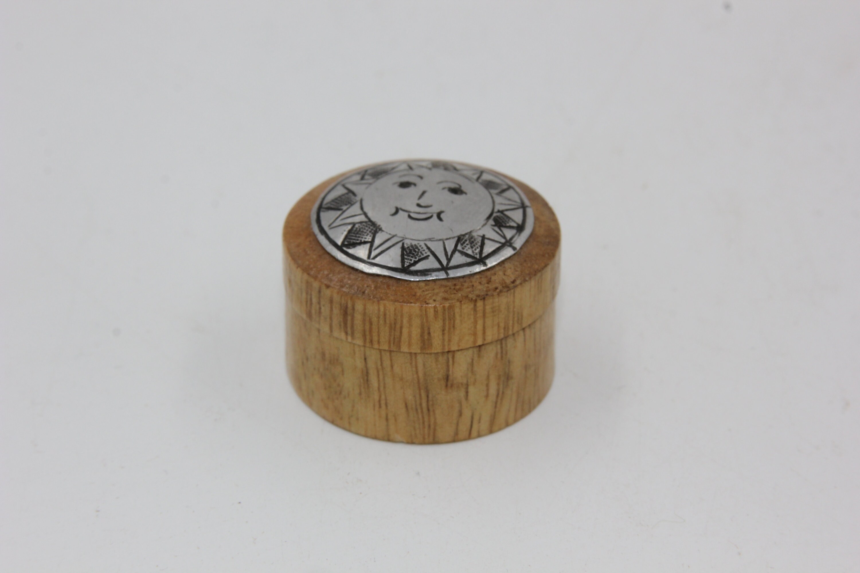 Vintage Wood Sun Trinket box Made in Thailand Vtg round wood | Etsy
