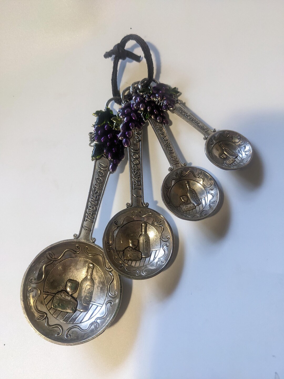 GANZ 4 Piece Stainless Steel Grape Measuring Spoons Wine Bottle Purple ...