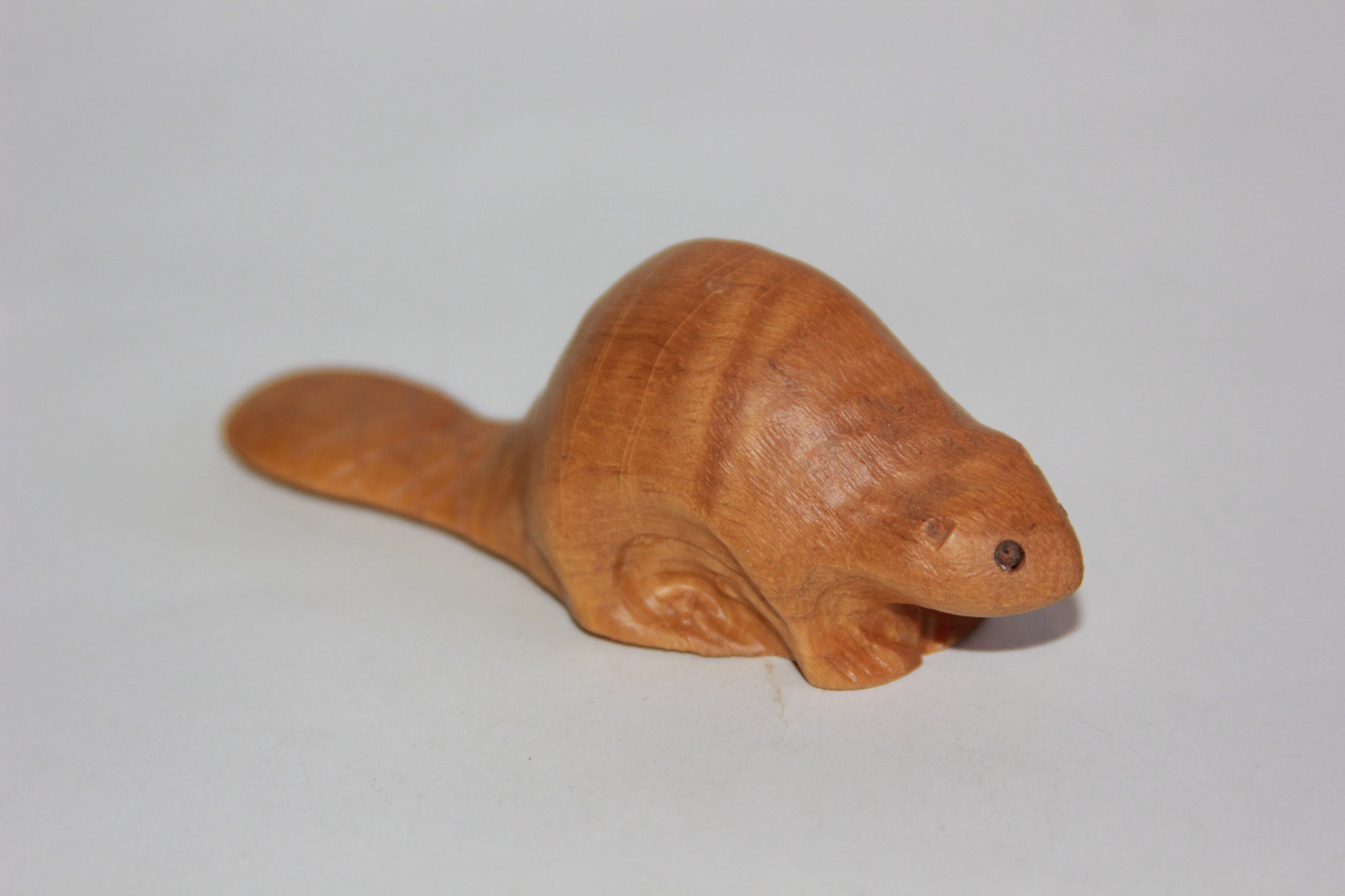 Vintage Hand Carved Wood Beaver Figurine Folk Art Miniature | Etsy