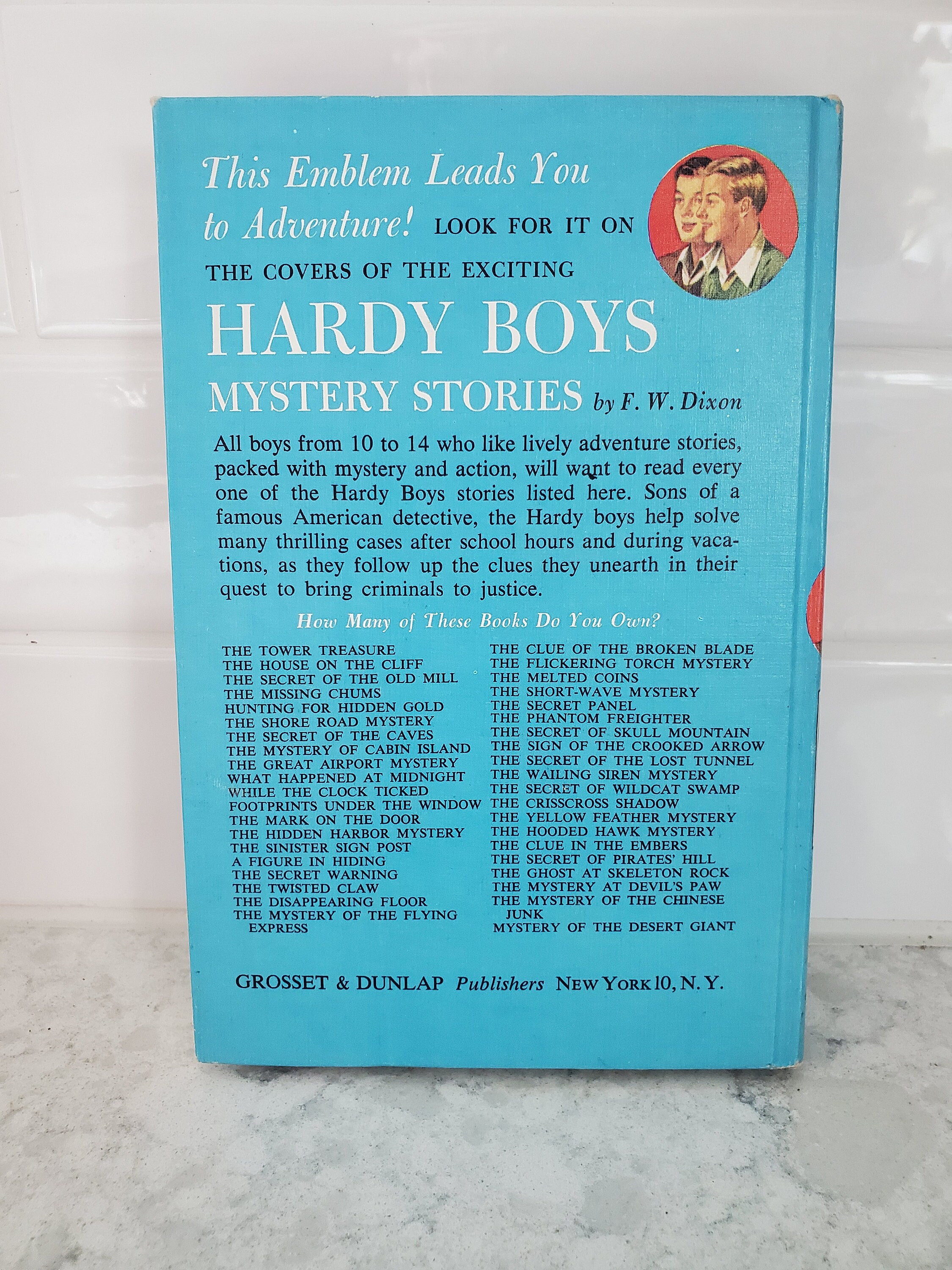The Hardy Boys Book 22 the Flickering Torch Mystery 1943 Franklin W ...