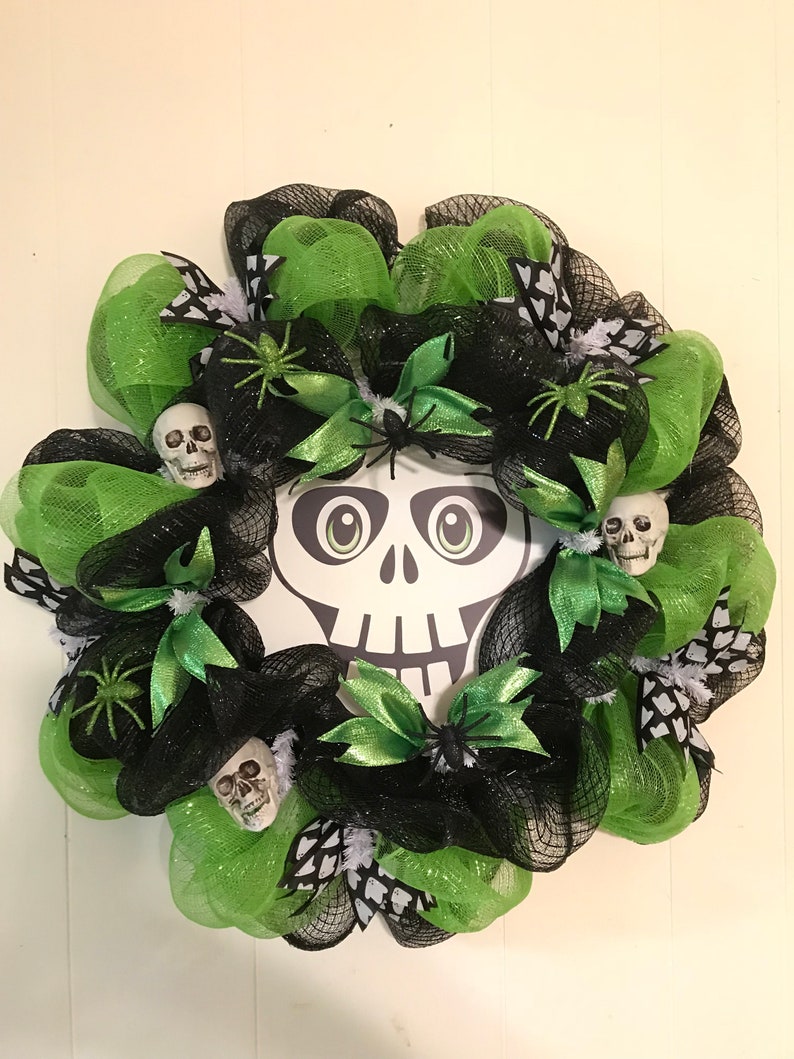Deco Mesh Skeleton Wreath, Scary Wreath, Halloween Wreath for Front ...
