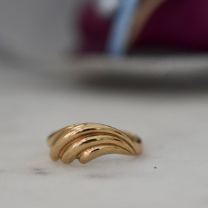 Wave Design Ring in 9ct Gold - Etsy UK