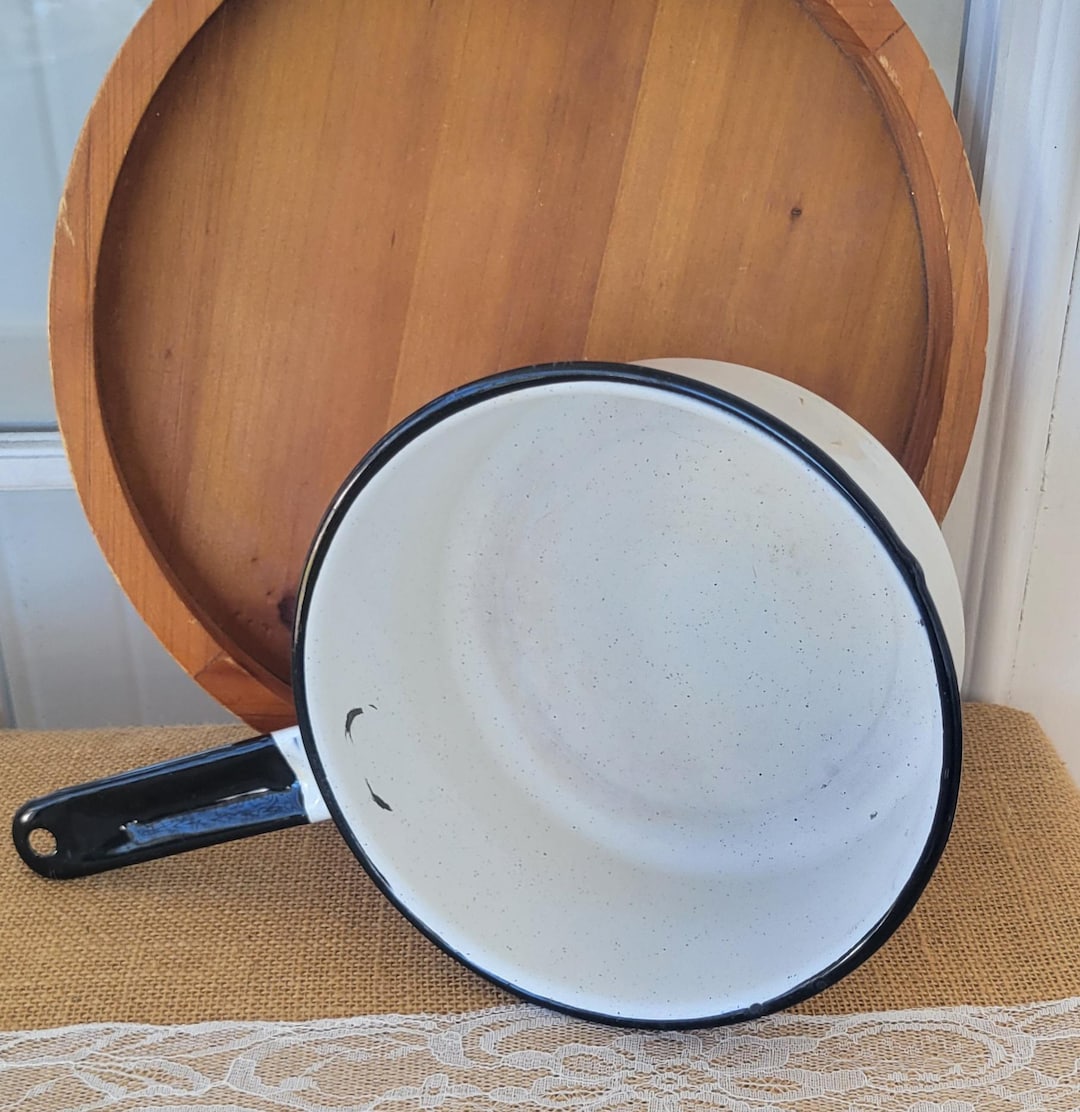 Vintage Farmhouse White Enamel Saucepan With Black Rim & Handle ...