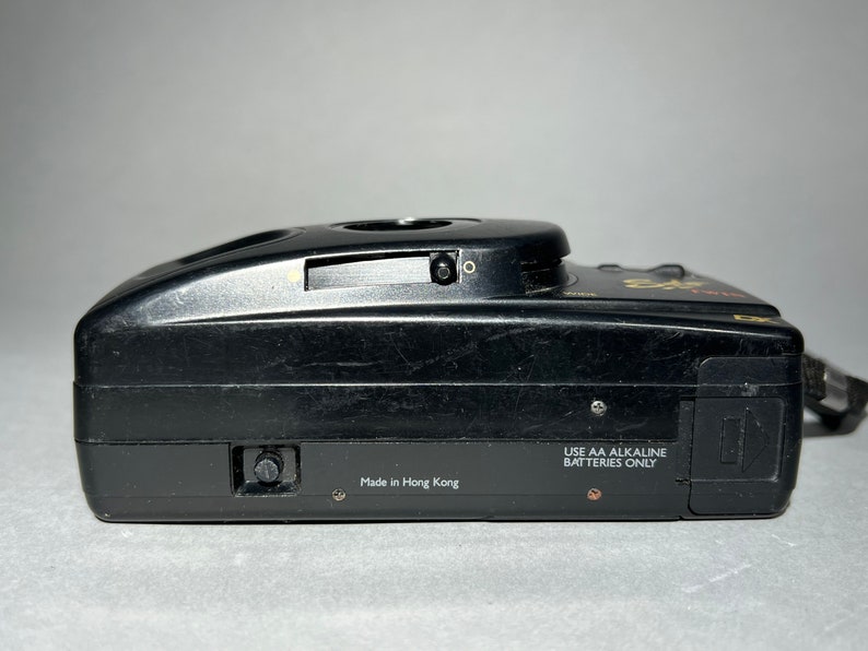 Unusual Miranda Solo Twin DX Compact 35mm Camera With FREE Roll of Film ...