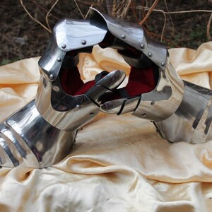 SCA Combat Mitten Gauntlets, Gothic (fluted) - Etsy