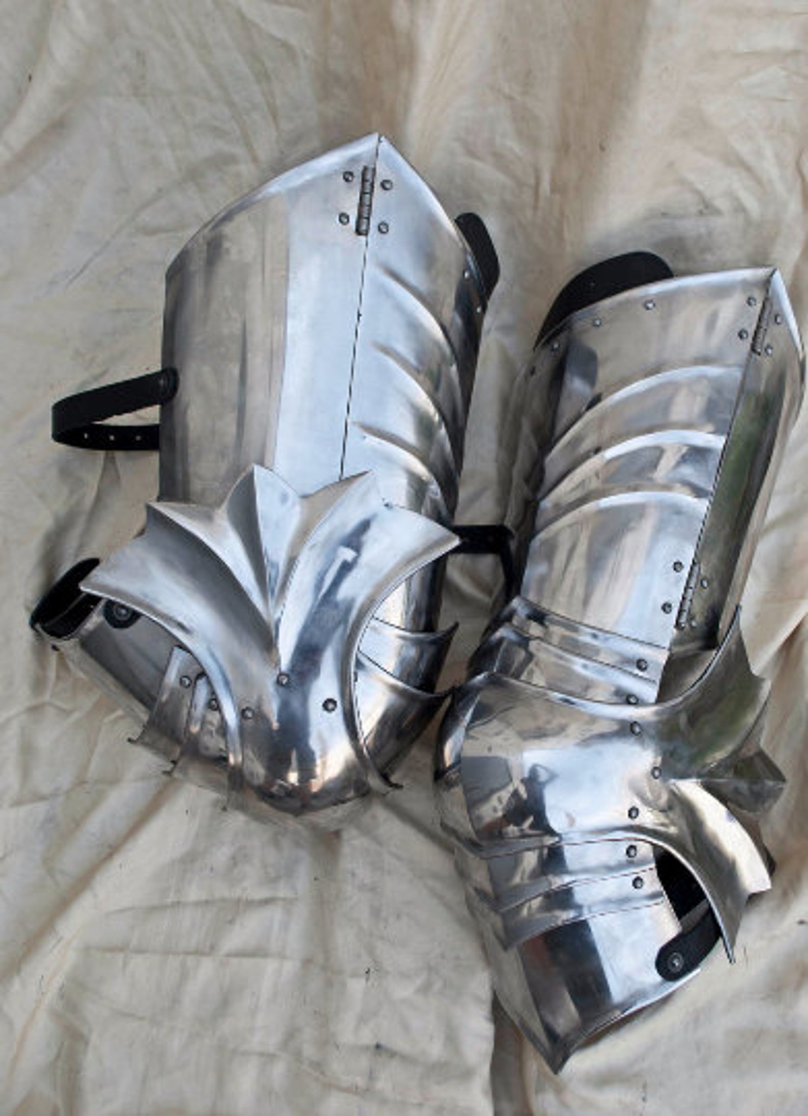 SCA Combat Leg Armor, Gothig Plate Legs, Cuisses With Poleyns - Etsy