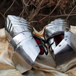 SCA Combat Mitten Gauntlets, Gothic (fluted) - Etsy