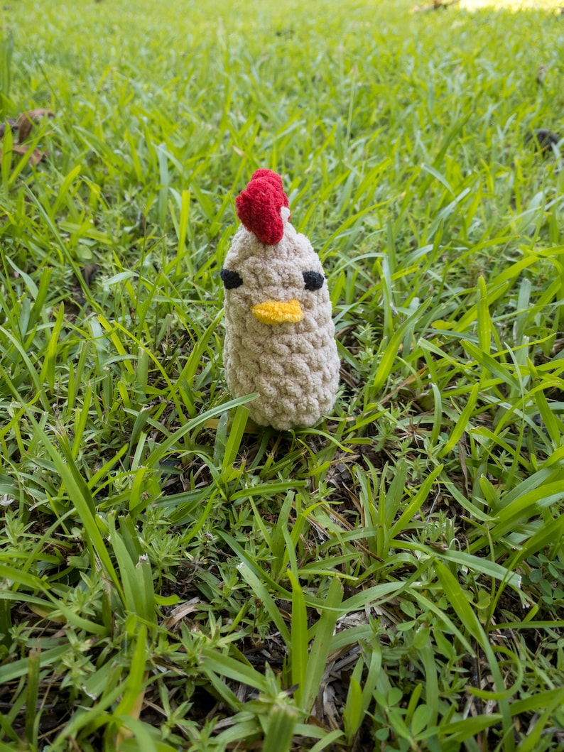 Mini Chicken Keychain, Plush Chicken Bag Charm, Crocheted Barnyard ...