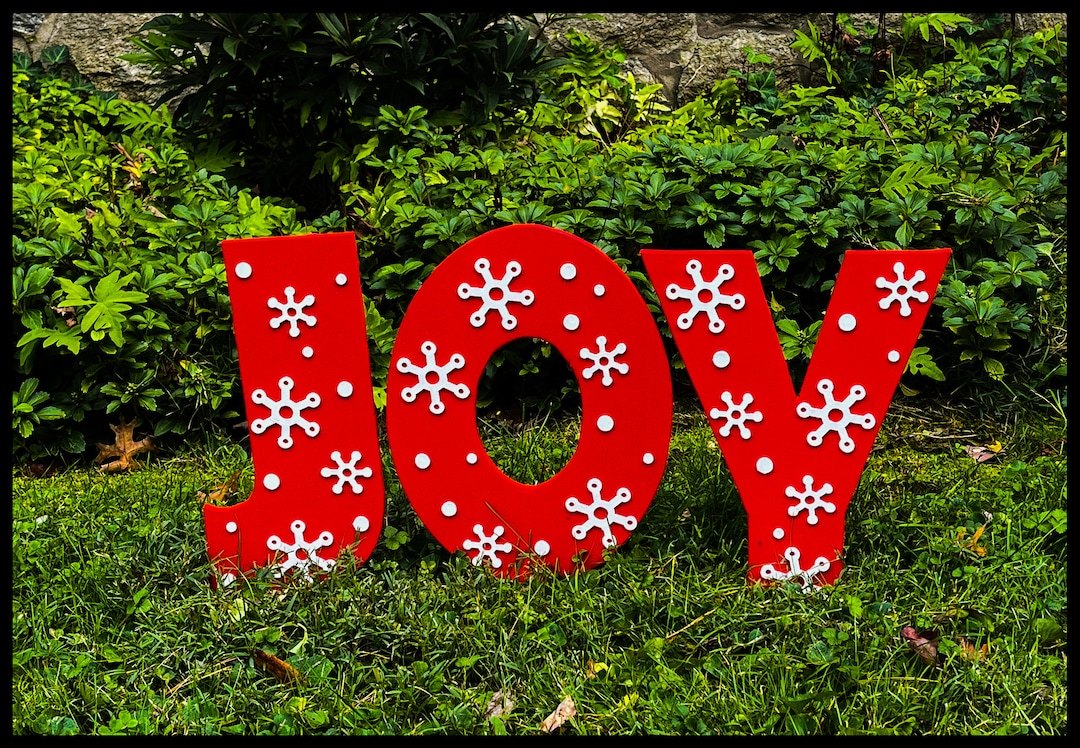 Christmas JOY Yard Art - Etsy