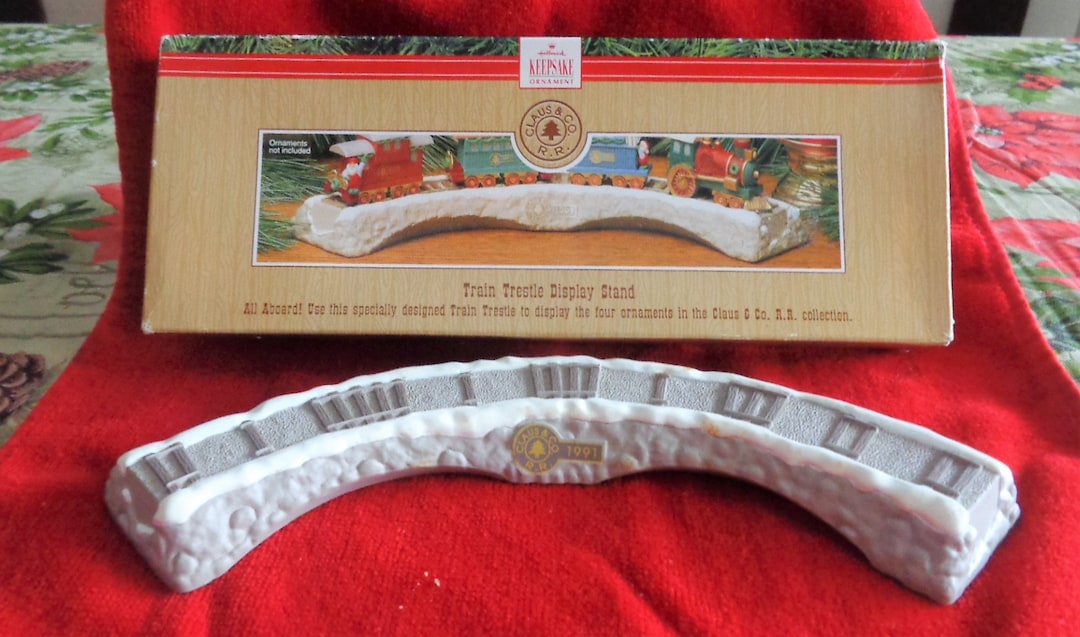 1991 Hallmark Train Tressel Display Stand for Claus & Co. in Original ...