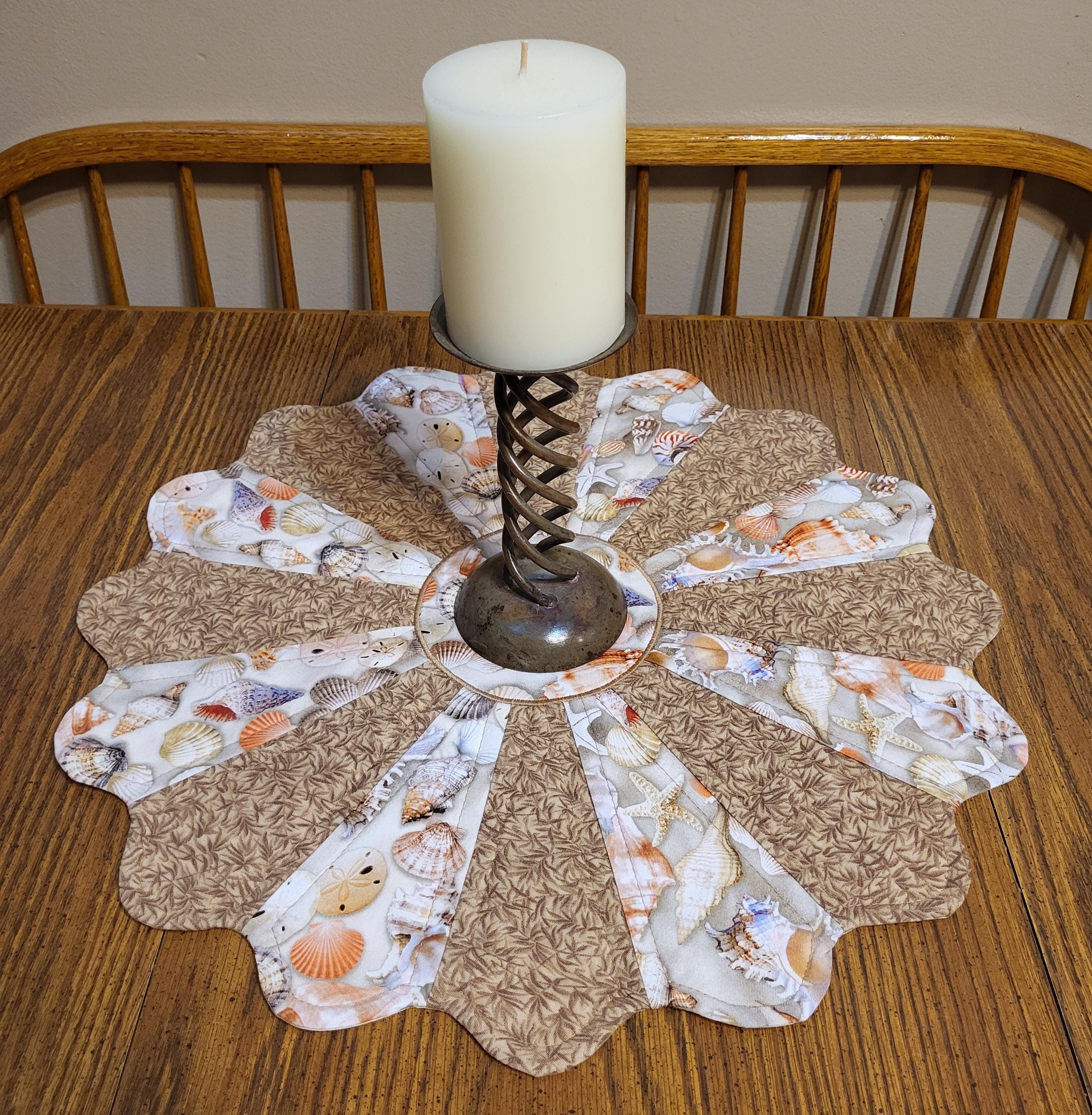 Seashell Types N Beach Theme Handmade 19 Inch Round Scalloped Edge ...