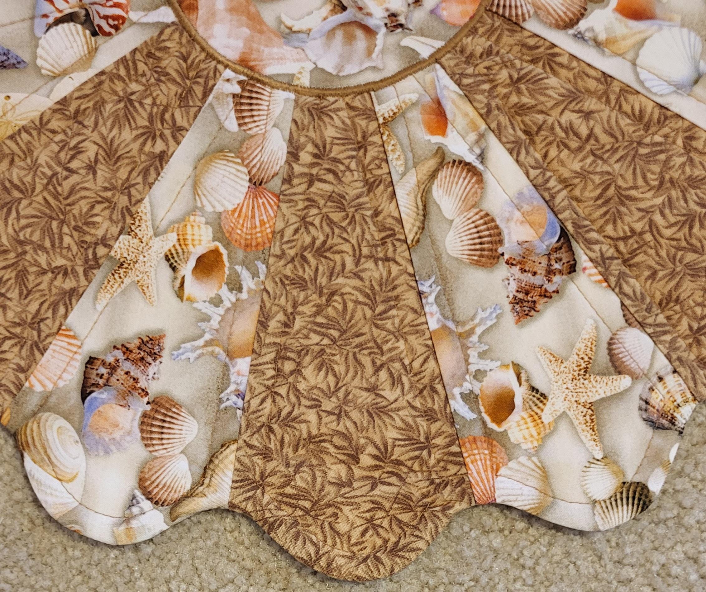 Seashell Types N Beach Theme Handmade 19 Inch Round Scalloped Edge ...
