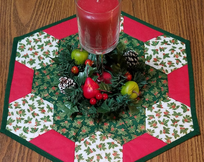 Christmas Holly Berries N Leaves Wintertime, Hexagon Shape, Table ...