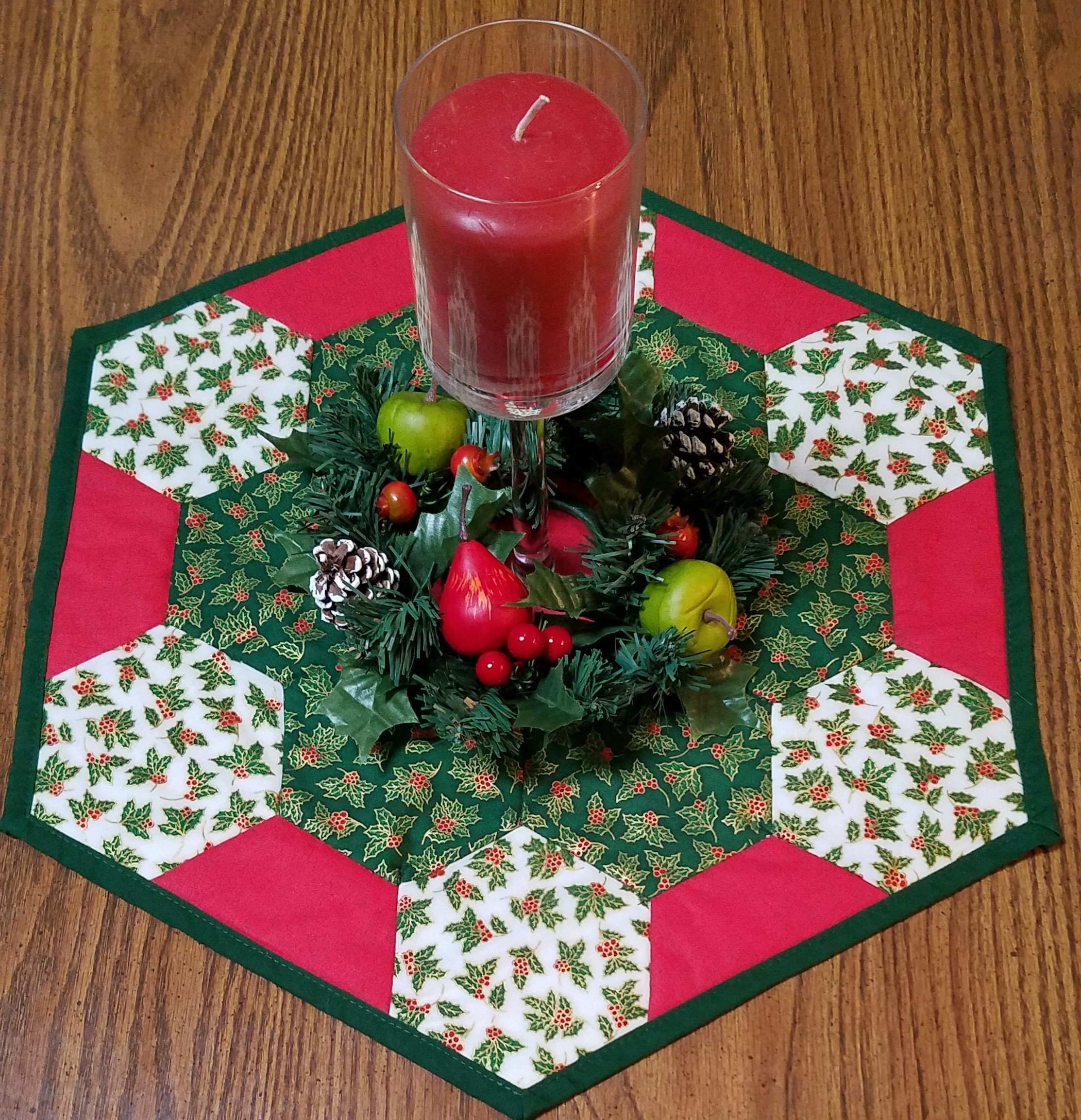 Christmas Holly Berries N Leaves Wintertime Hexagon Shape - Etsy