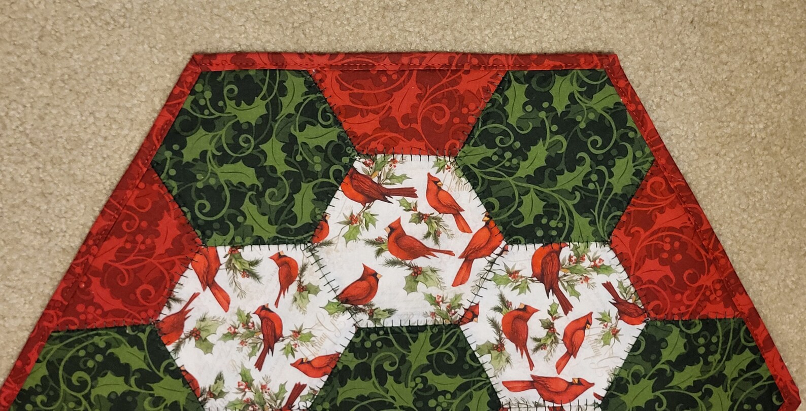 Winter Cardinals Hexagon Handmade Table Topper Christmas 18 X - Etsy