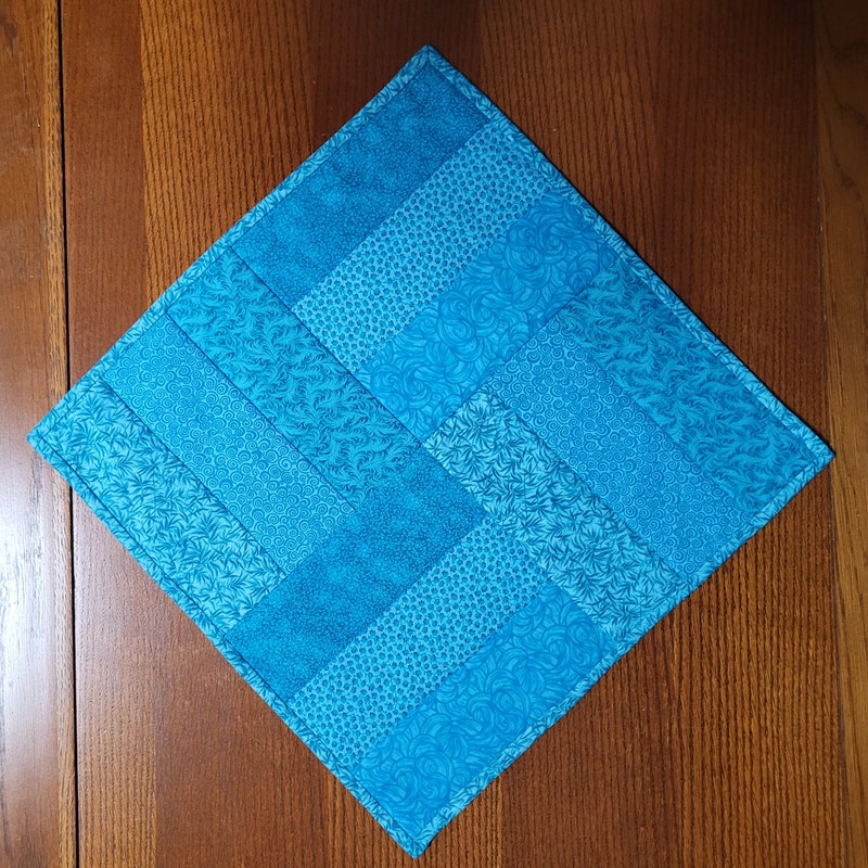 Square Table Topper - Etsy