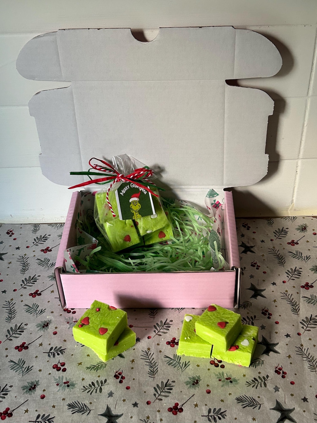 The Grinch Fudge | Chocolate Christmas Fudge | Stocking Filler - Etsy UK