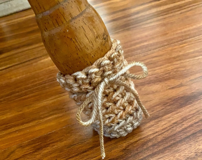 Hand Crocheted Chair Bootiesfloor Protecterchair Sockswashablechair Leg ...