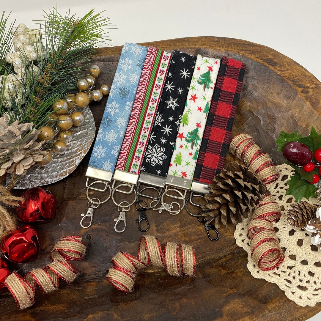 Christmas Key Chain Wristletkey Fobwrist Key ...