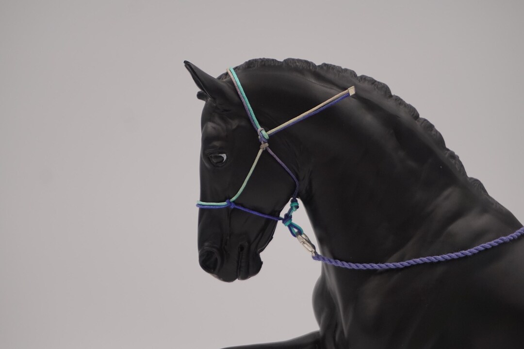 Handmade Breyer Traditional 1:9 Scale Model Horse Rope Halter With Lead ...