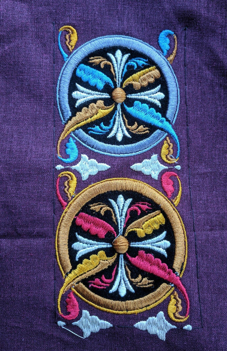 Medieval Circle & Leaves, Repeatable Design #4 - Etsy