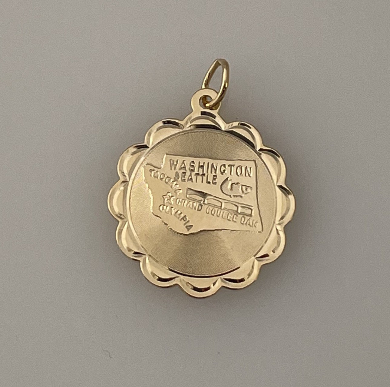 Vintage 12k Gold Filled Seattle Washington Charms - Etsy