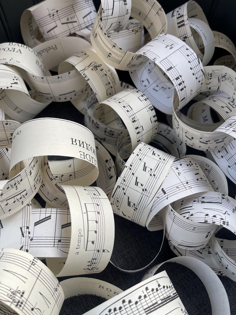 Sheet Music Paper Chain Kit: DIY Vintage Garland, Christmas Decor - Etsy
