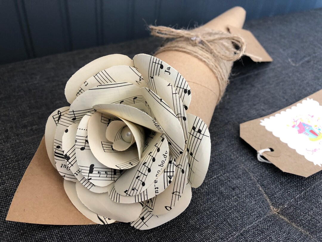 Single Rose Wedding Favours With Personalised Tag. Single Rose, Wrapped ...