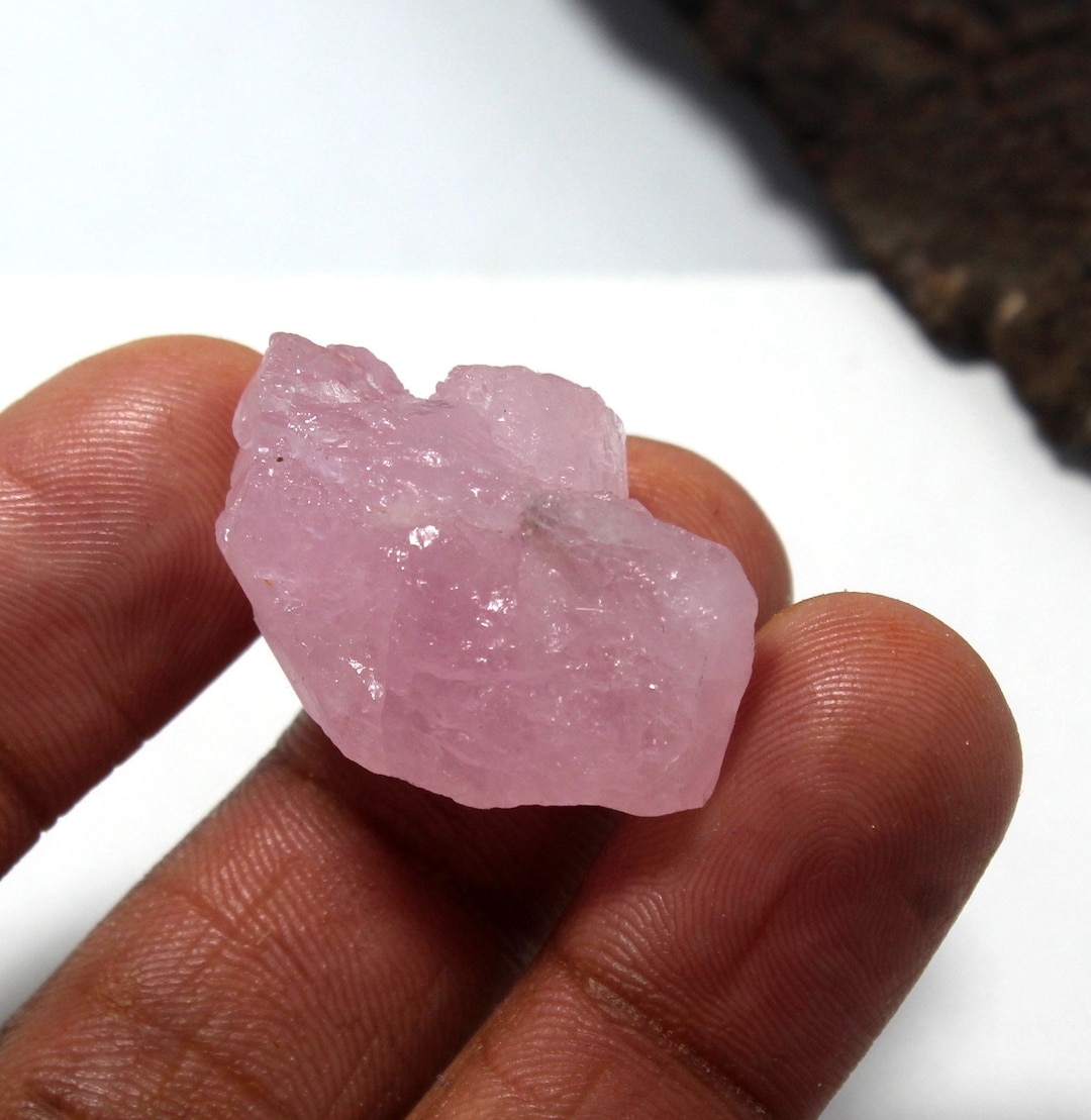 62crts Beautiful Pink Morganite Rough Gem/natural Raw Crystal MORGANITE ...