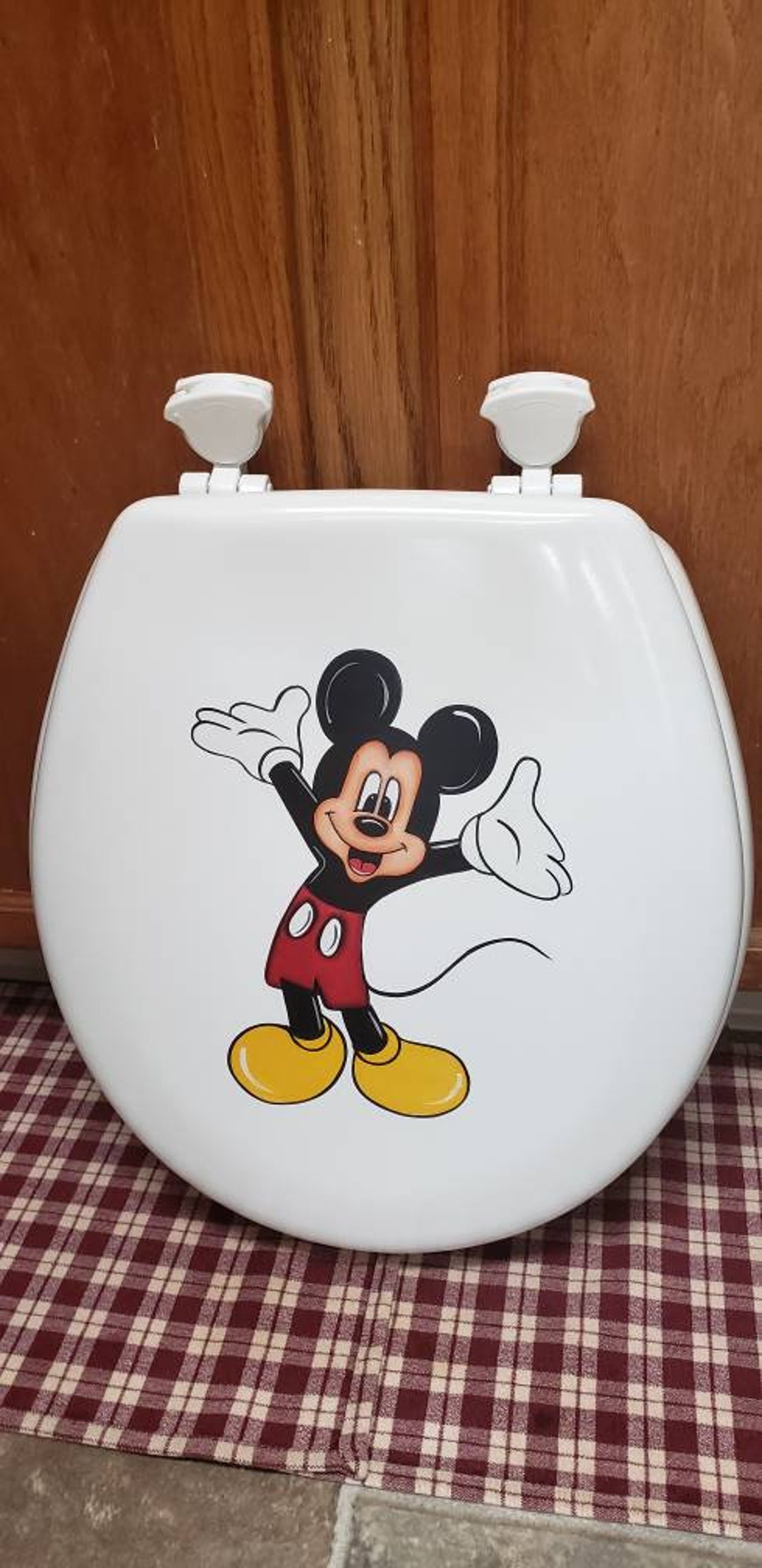 Hand Painted Standard Round Mickey Mouse Toilet Seat. - Etsy