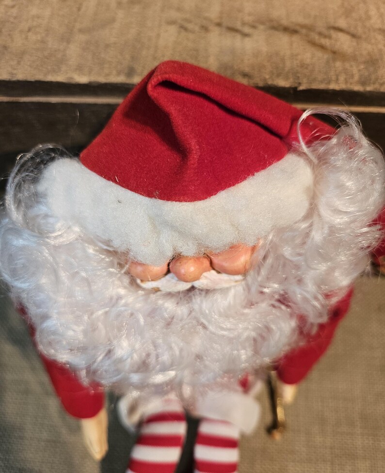 Vintage Santa Shelf Sitter ~ Bendable Legs ~ Knee Hugger Decor ~ Retro ...