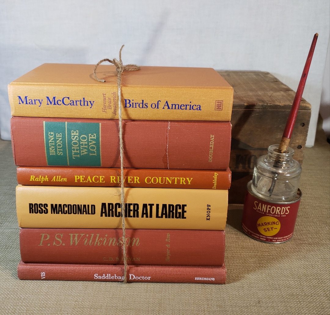 Set of 6 Vintage Book Stack ~ Shades of Orange Book Bundle ~ Shades of ...