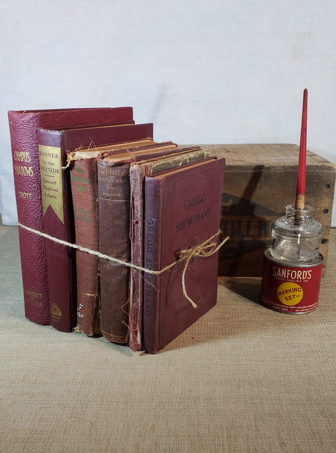 Set of 6 Vintage Maroon/burgandy Book Stack ~ Shades of Maroon/burgandy ...