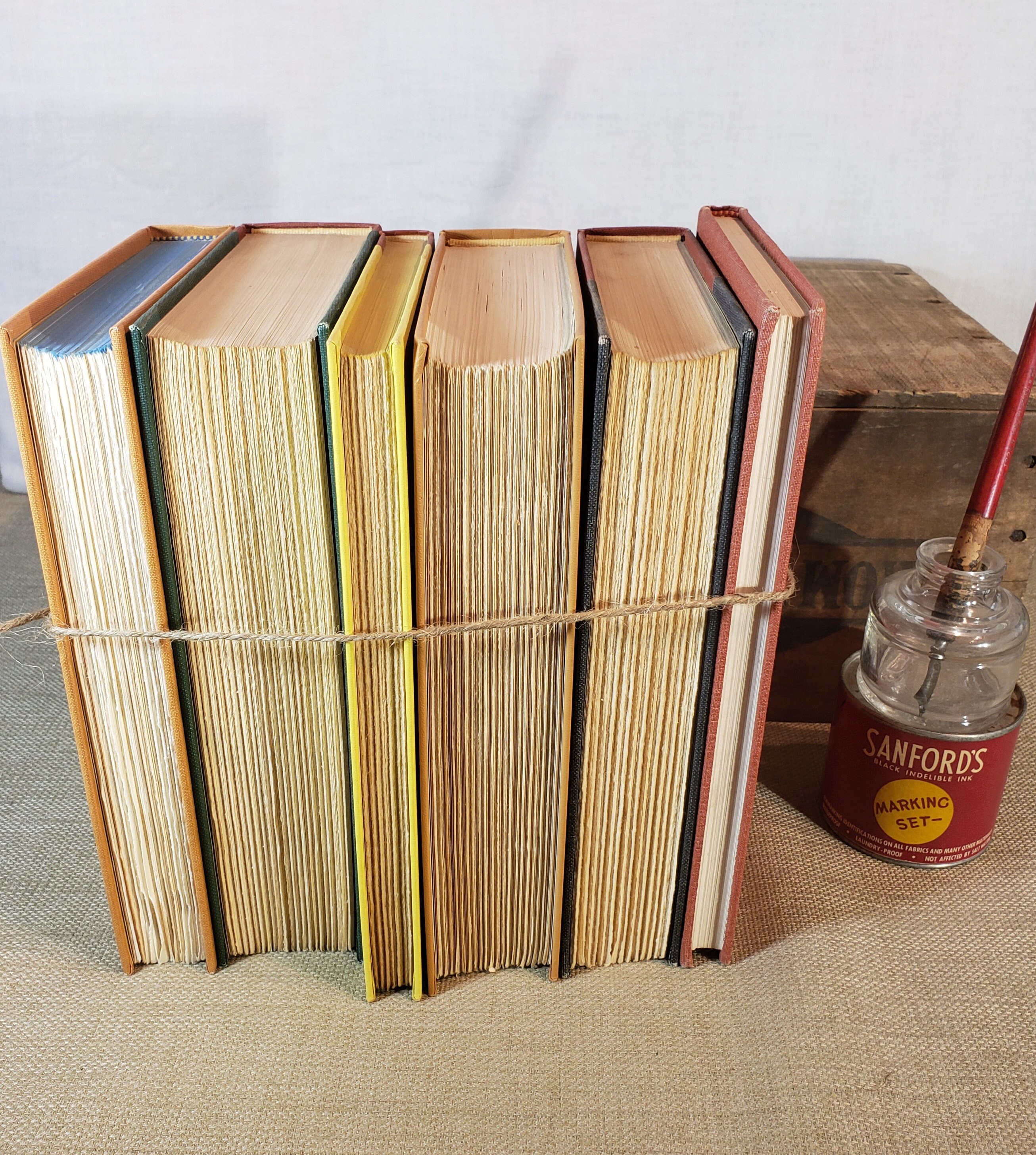 Set of 6 Vintage Book Stack Shades of Orange Book Bundle | Etsy