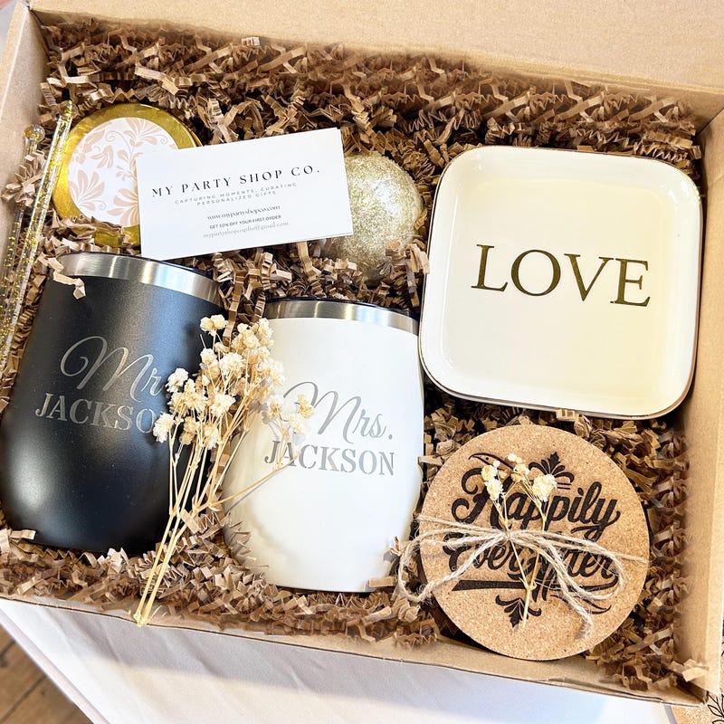 Wedding Gifts - 60+ Gift Ideas for 2025