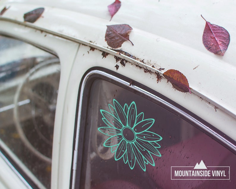 Daisy Vinyl Decal Daisy Flower Sticker Daisy Water Bottle - Etsy Daisy Vinyl Decal Daisy Flower Sticker Daisy Water Bottle - Etsy