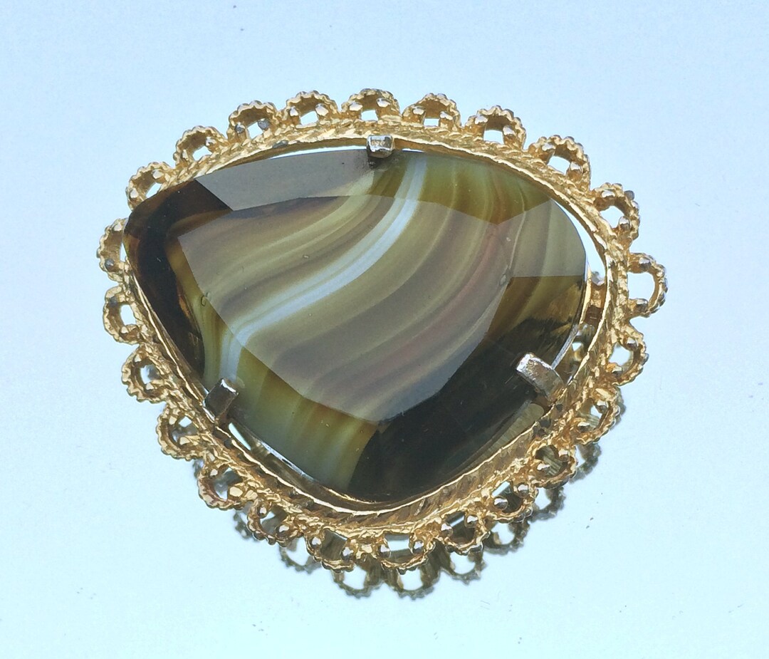 Vintage Sphinx 1940s Gilt Metal Brooch / Pin With Art Glass Faux Agate ...